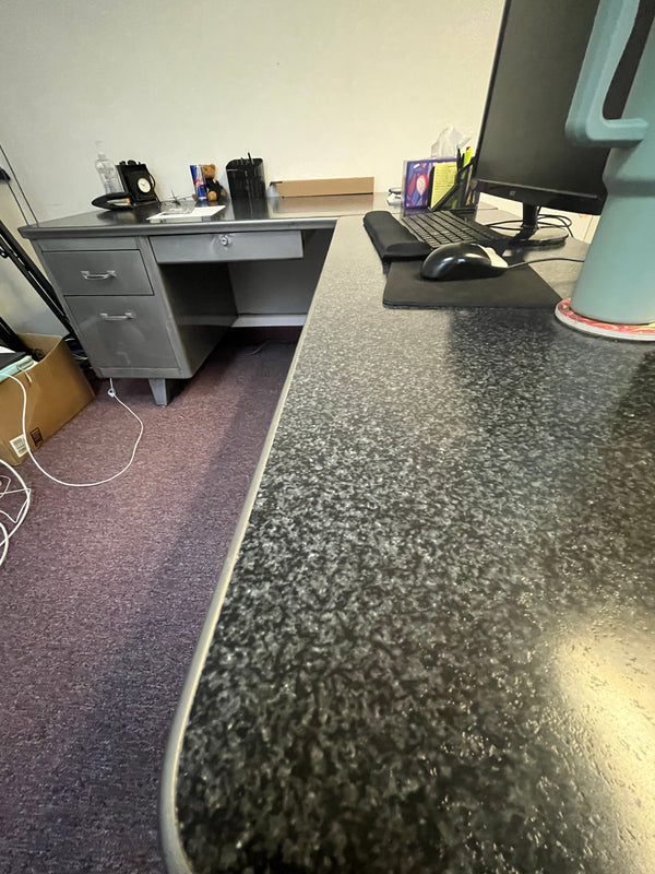 Vintage Tanker desk with right return - Retro Office Inc